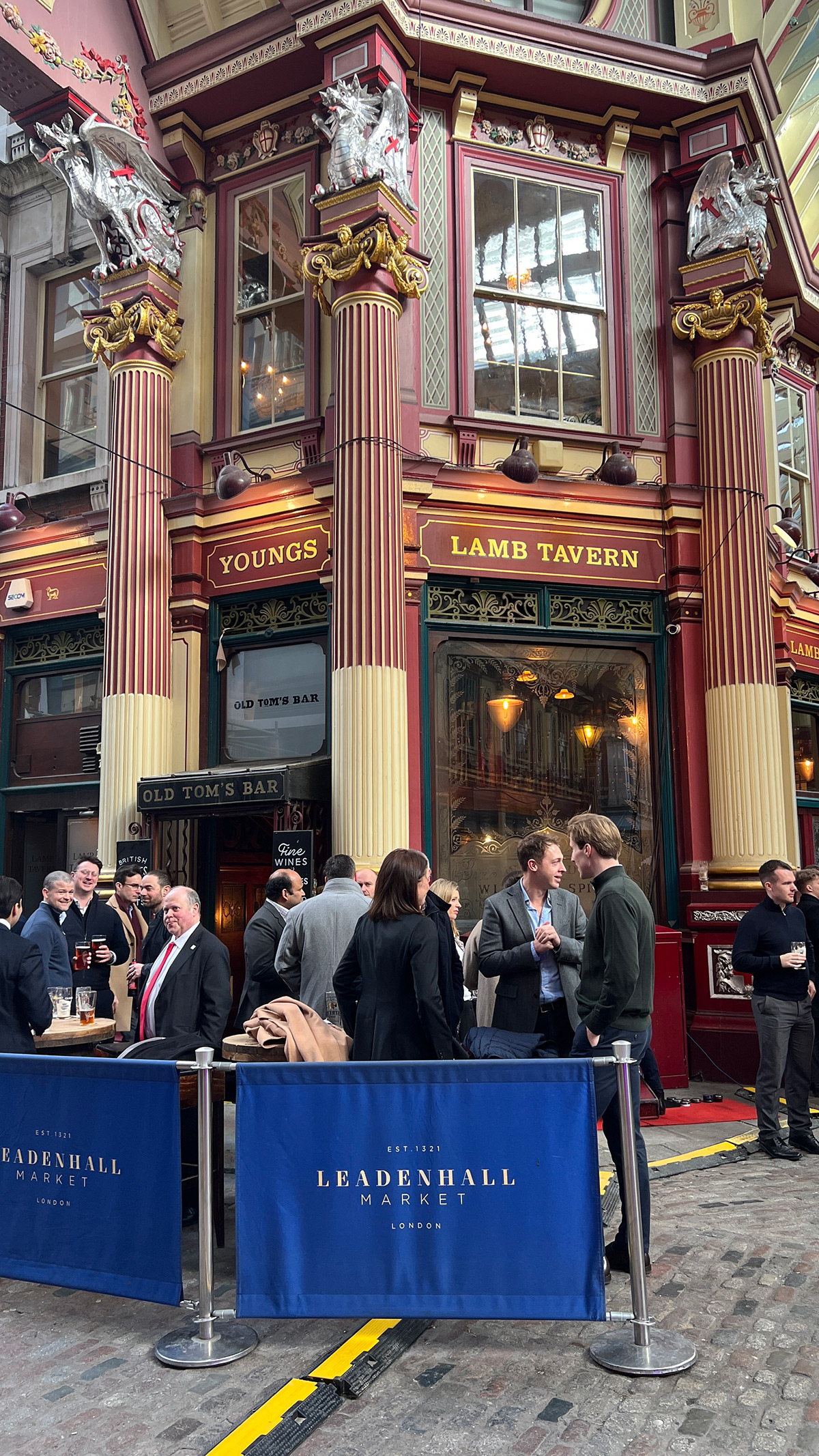 Skip the Crowds: 10 Fast & Free London Hidden Gems - Sunny in London