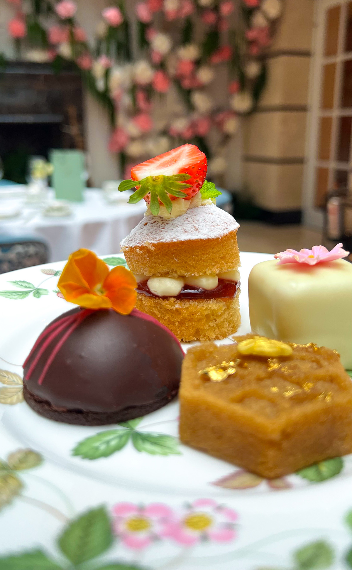Your Guide to the Best Afternoon Teas in London - Sunny in London